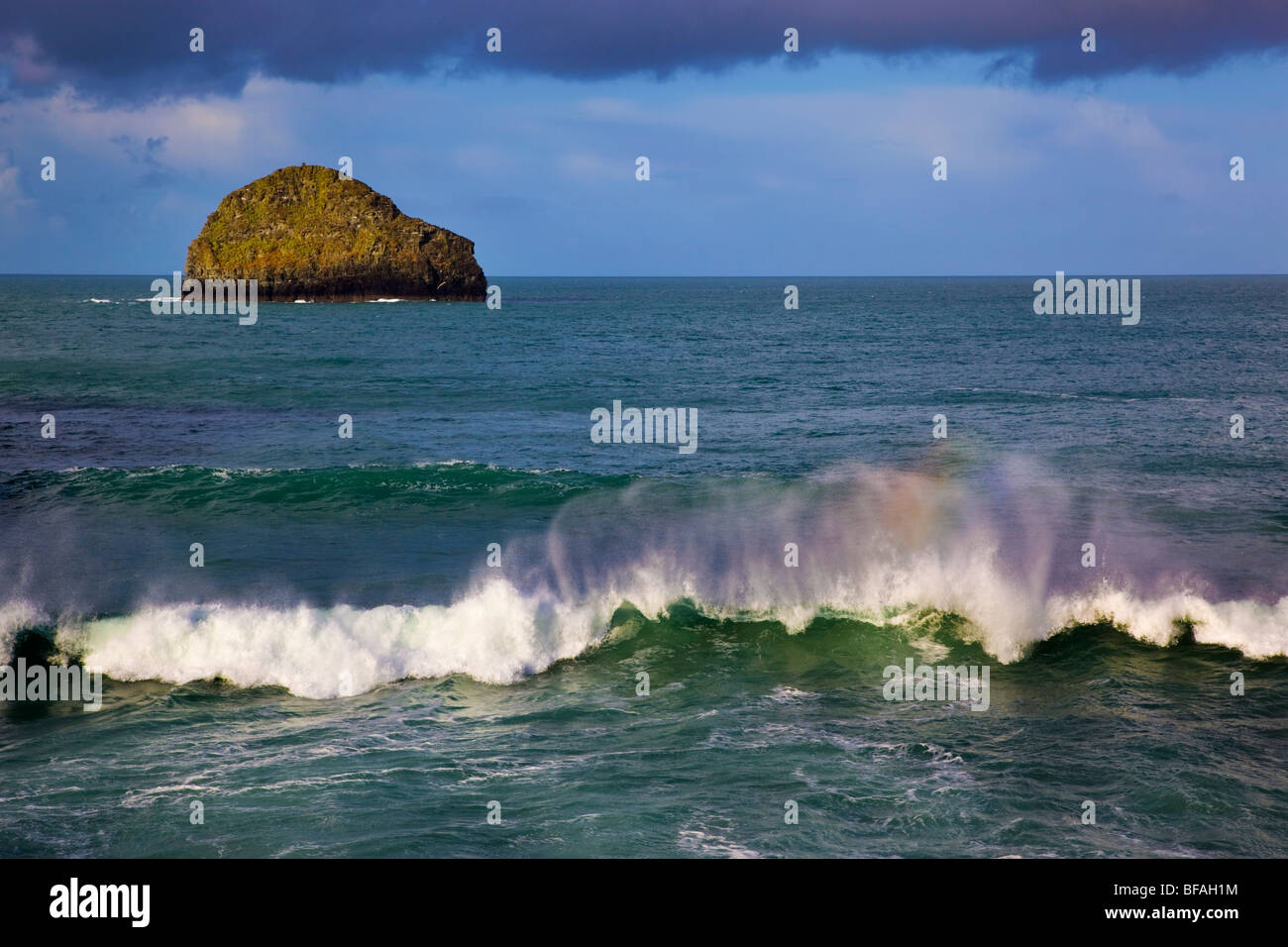 Trebarwith strand cornwall hi-res stock photography and images - Alamy