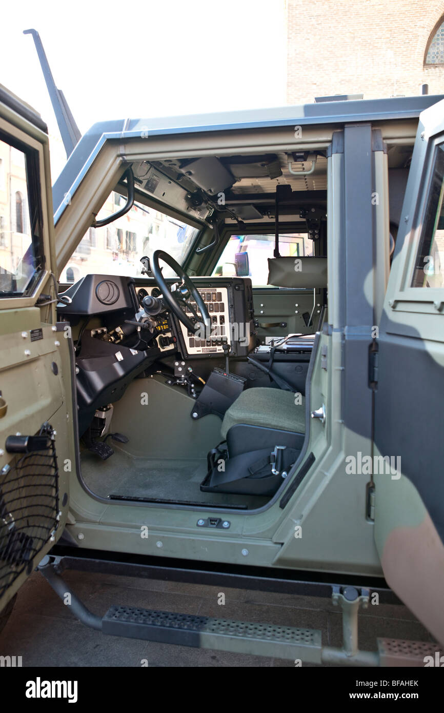 Military jeep used in war. Italian army Stock Photo - Alamy
