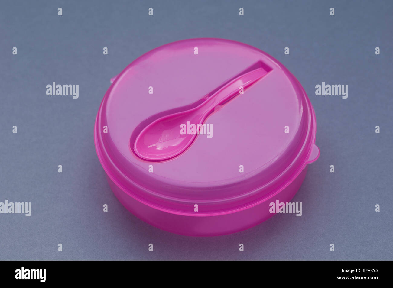 Plastic lunch box hi-res stock photography and images - Alamy