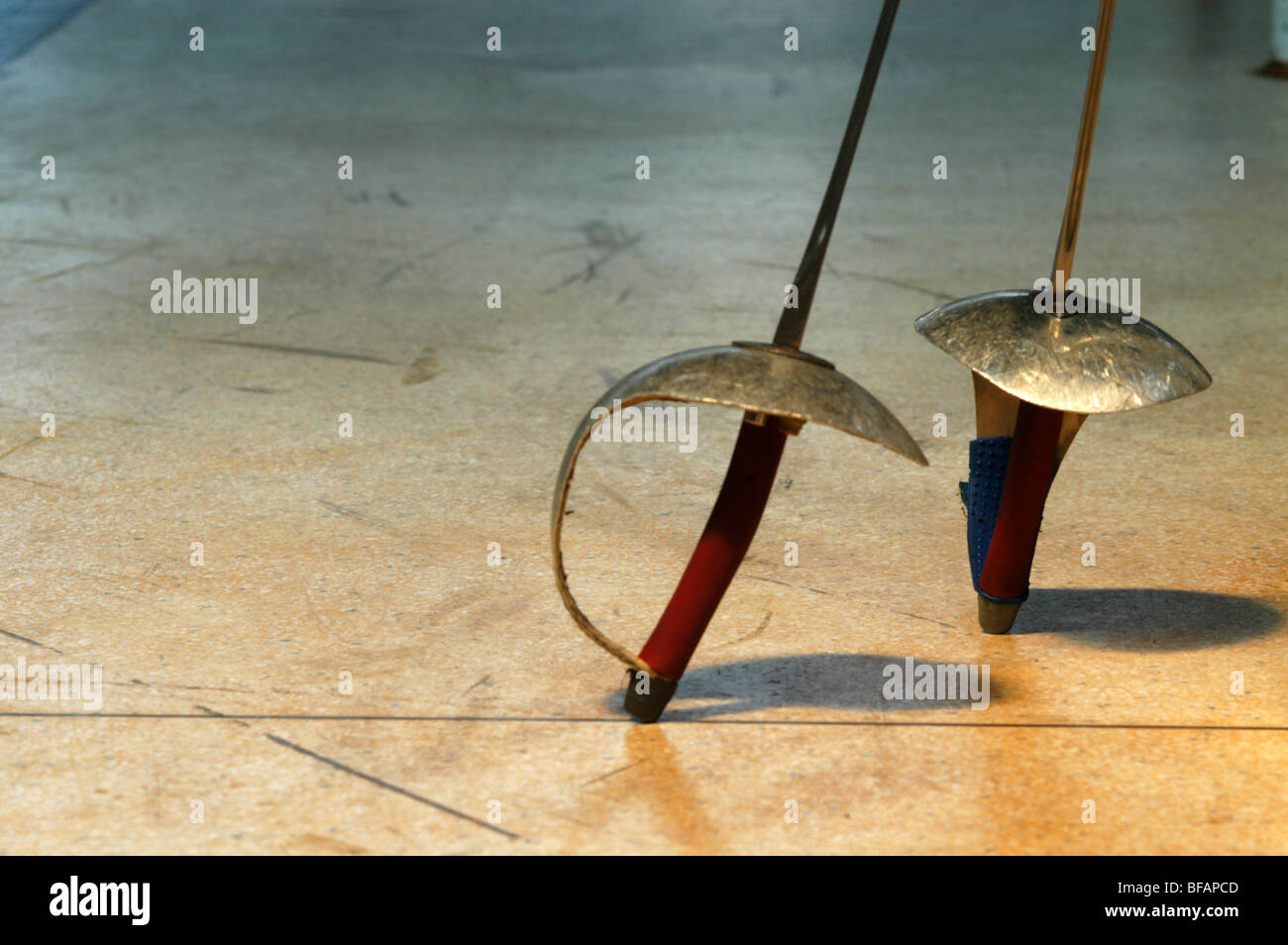 Swords for fencing. São Paulo, Brazil, 14/09/2006 Stock Photo - Alamy