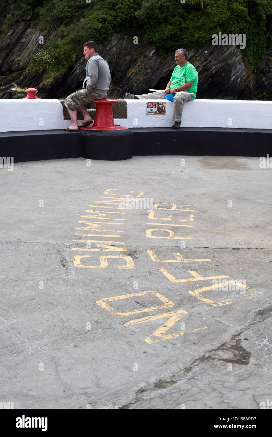 Banjo PIer Looe Cornwall England Stock Photo - Alamy