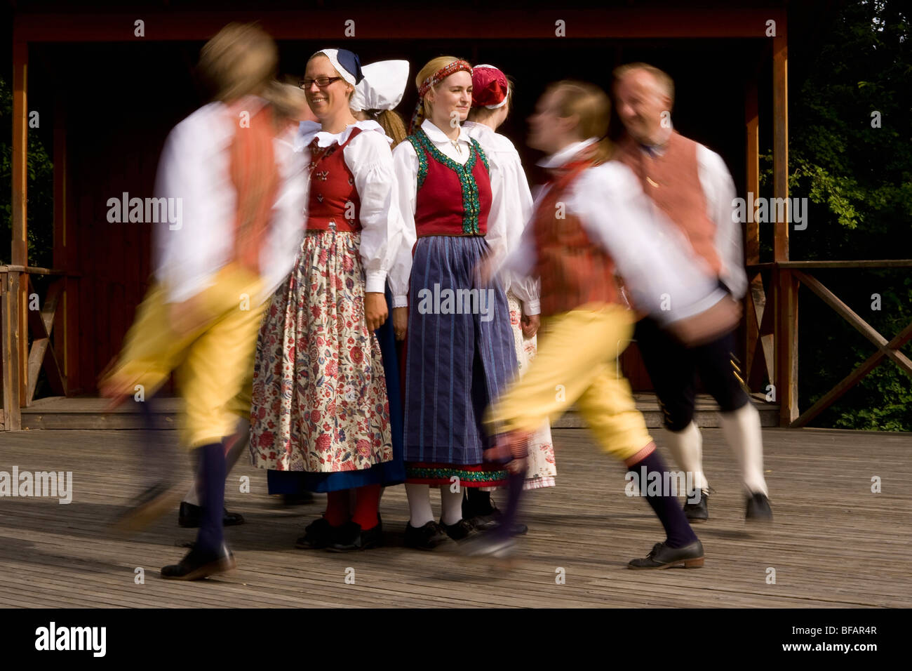Swedish folk dance hi-res stock photography and images - Alamy