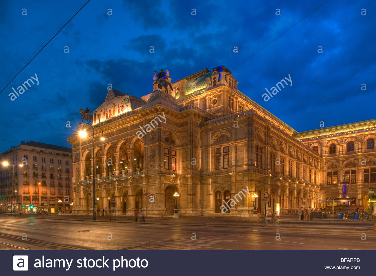 Wien Oper High Resolution Stock Photography and Images - Alamy
