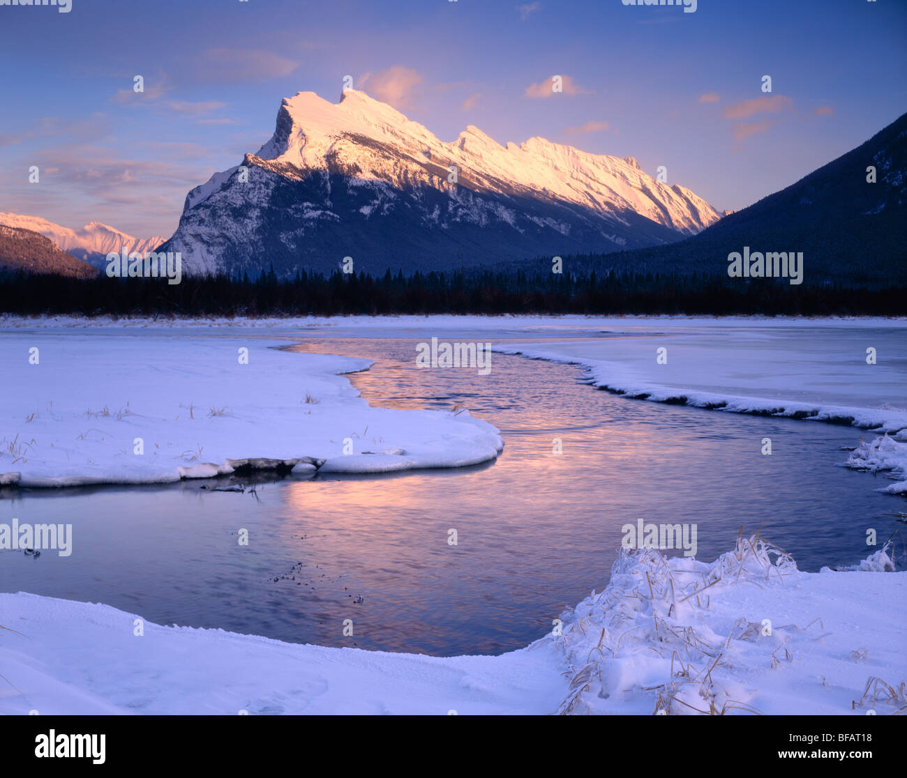 Alan rundle hi-res stock photography and images - Alamy