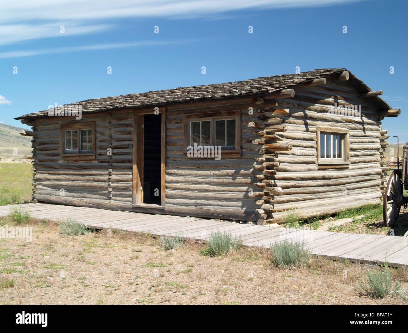 Mud cabin hi-res stock photography and images - Alamy