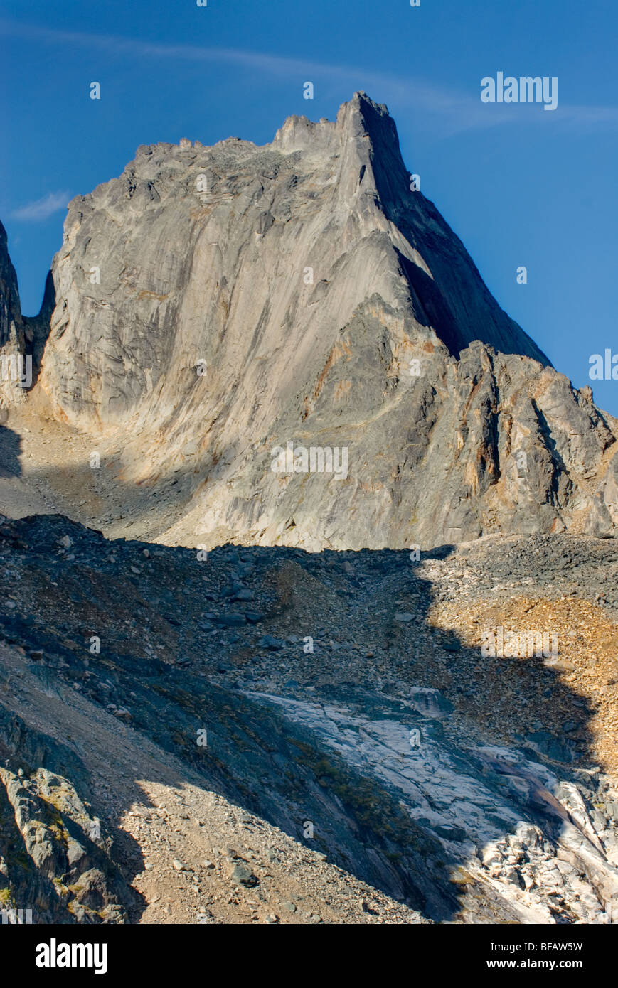 Jagged peaks and ridges of Monolith Mountain, Tombstone Territorial ...