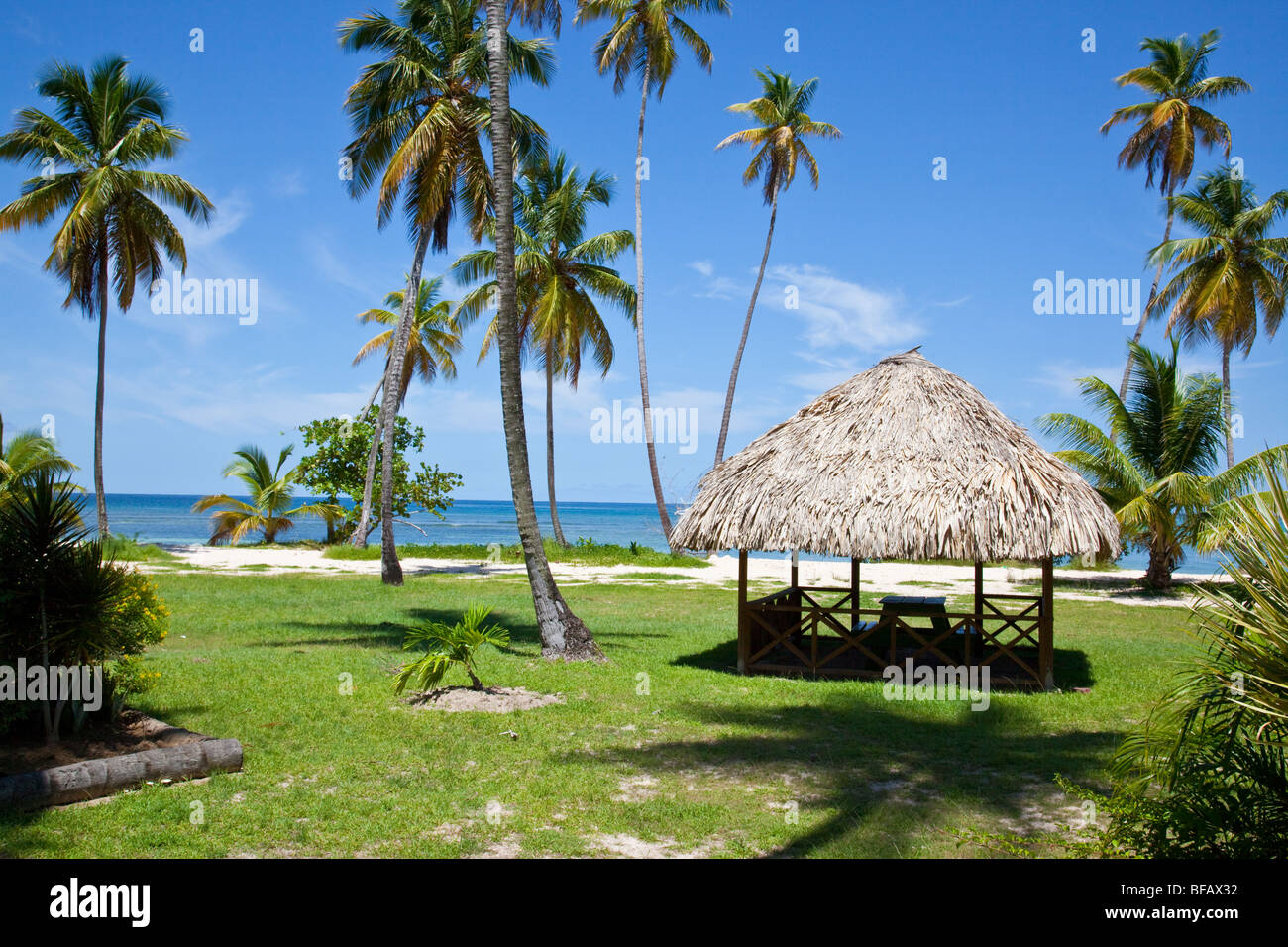 Pigeon Point Beach in Tobago Stock Photo - Alamy Pigeon Point Beach in Tobago Stock Photo - Alamy
