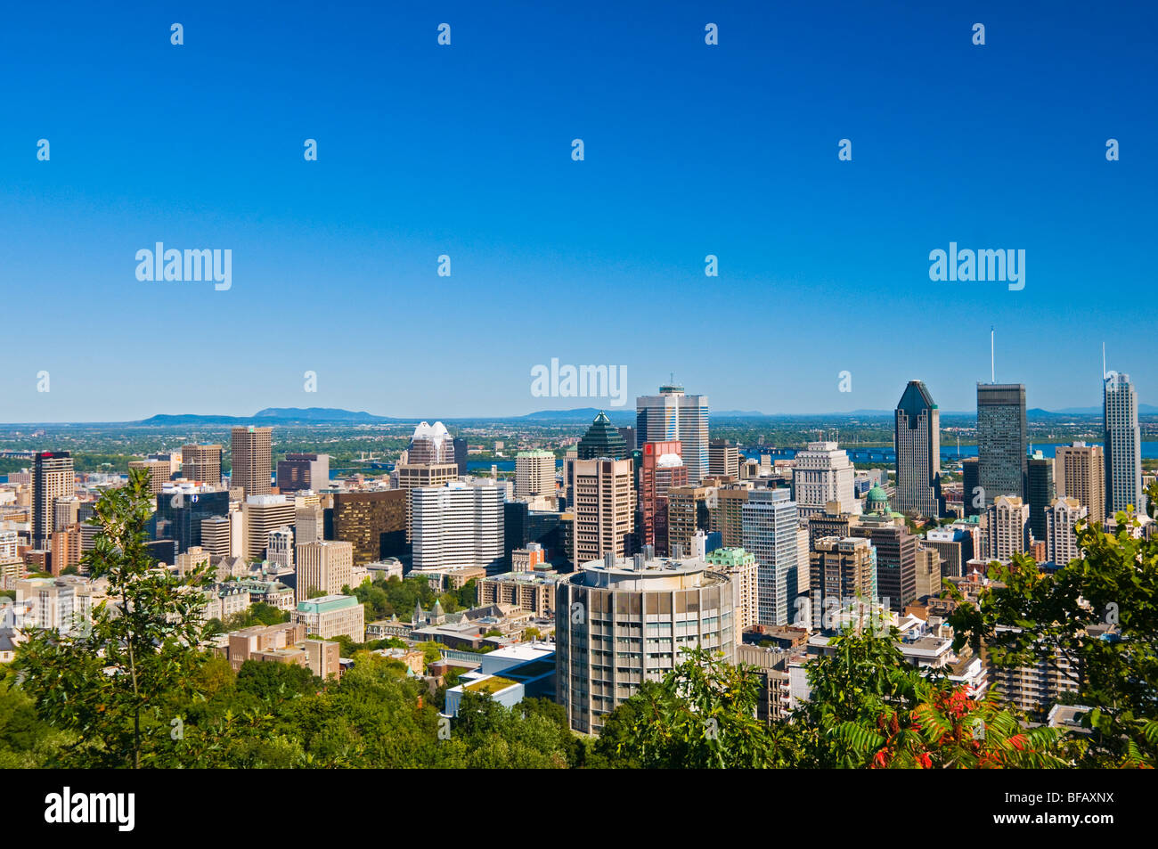 Skyline montreal hi-res stock photography and images - Alamy