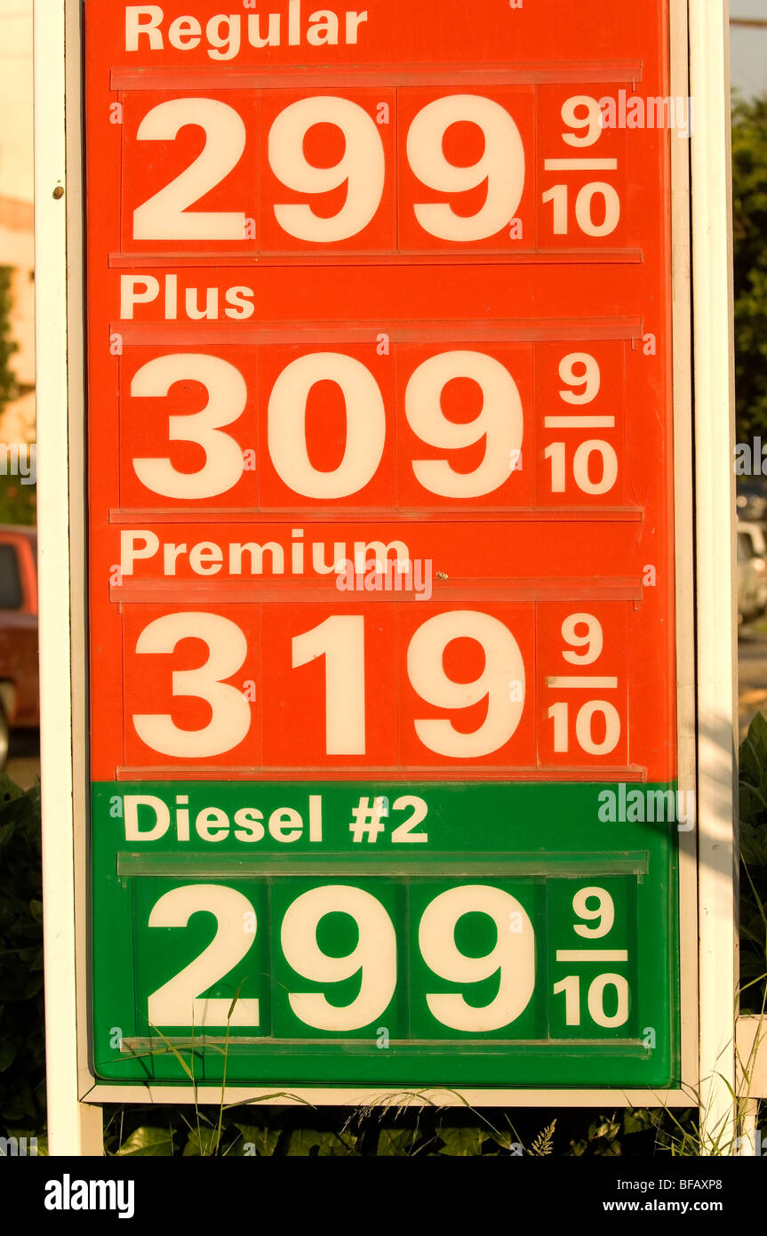 Gasoline prices hi-res stock photography and images - Alamy