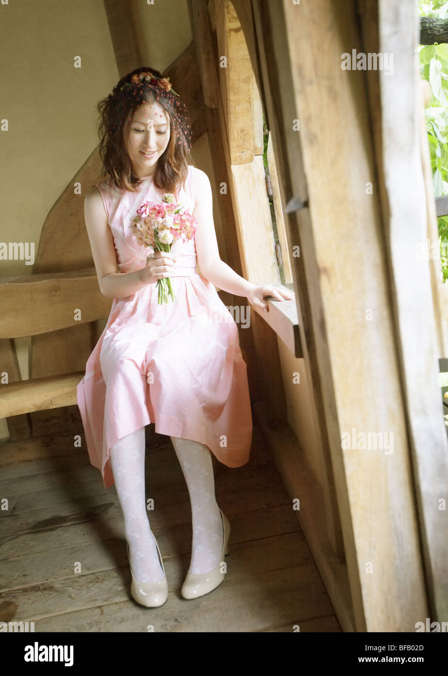 Bride japanese wedding veil hi-res stock photography and images - Alamy