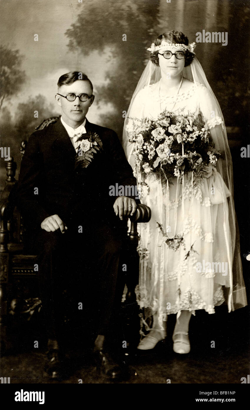 Older Wedding Couple Wearing Matching Glasses Stock Photo - Alamy