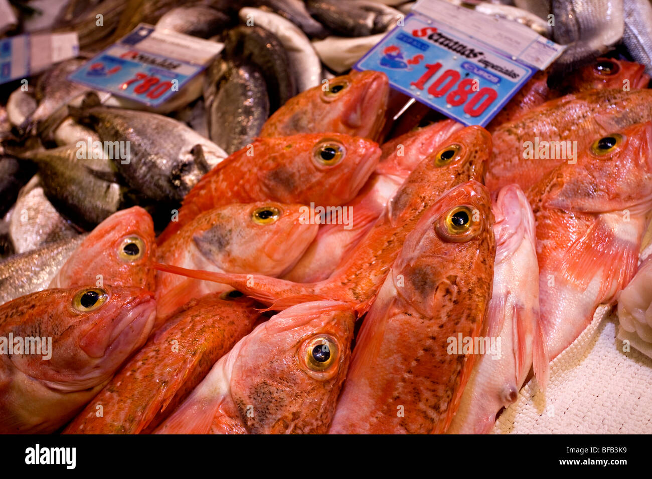 Fresh produce dolivar fish market hi-res stock photography and images ...