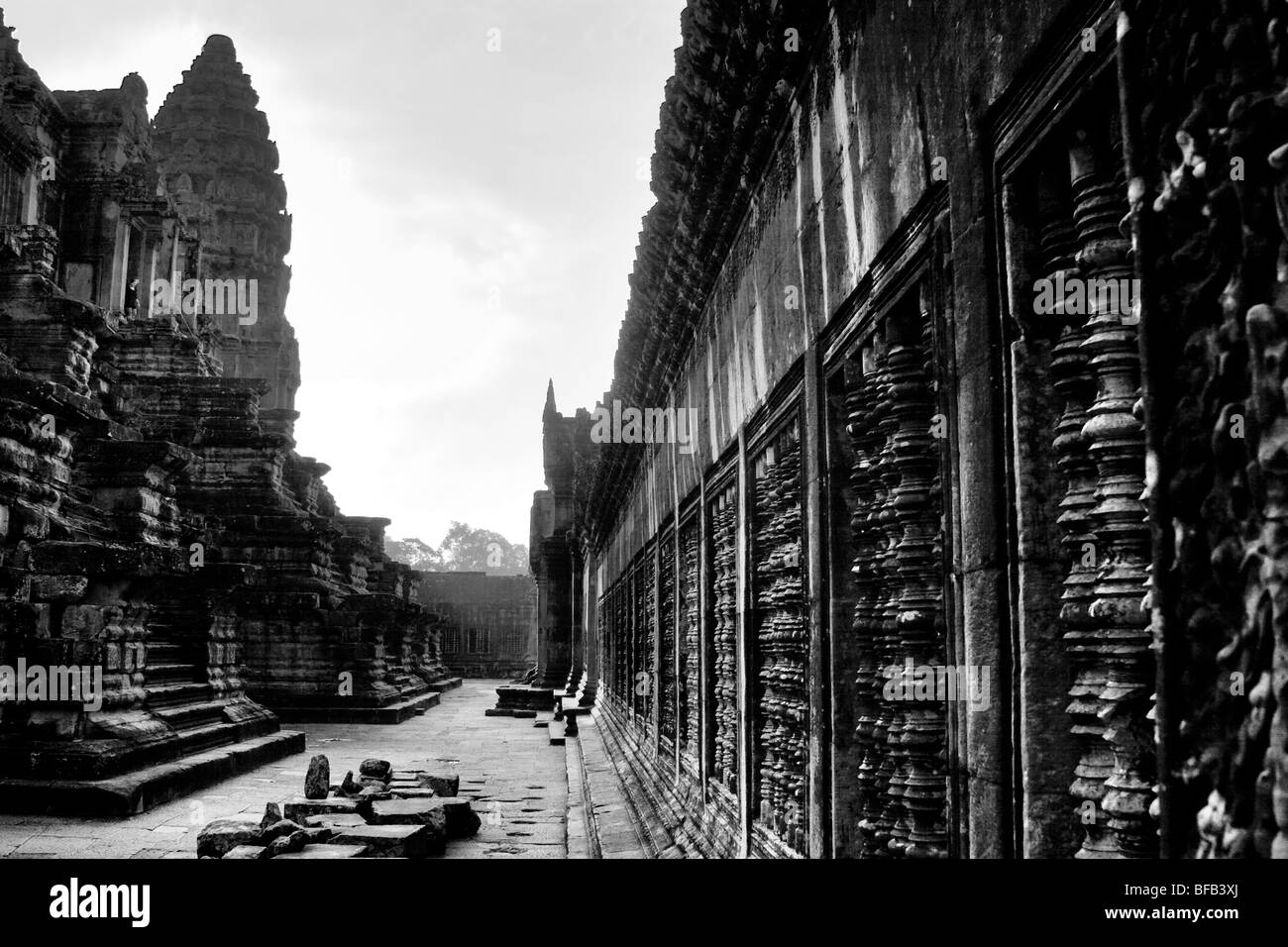 Inside of hindu temple Black and White Stock Photos & Images - Alamy