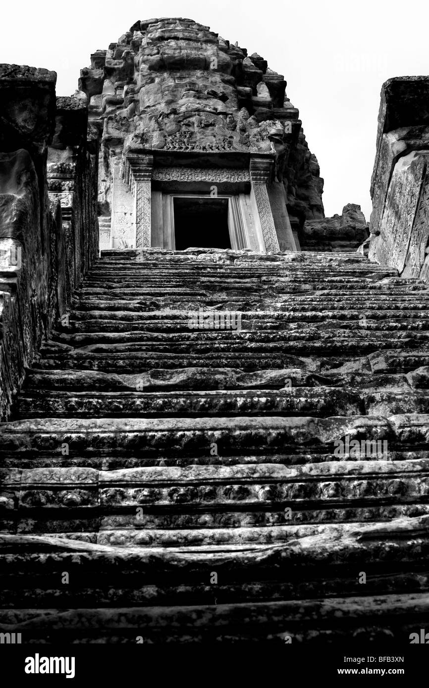 Steep steps inside the temple at Angkor Wat, Siem Reap, Cambodia Stock ...