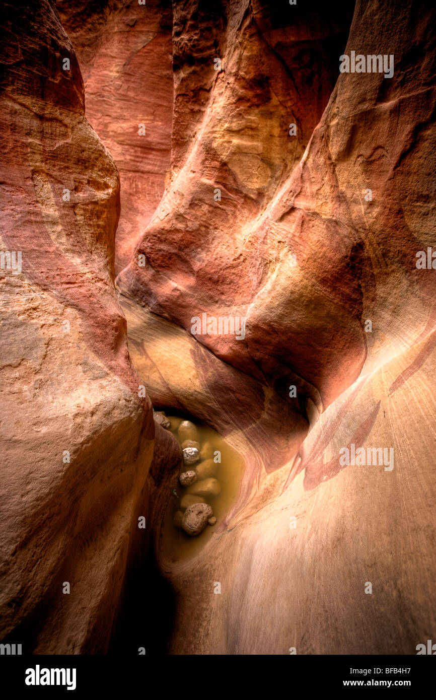 Dry river channel at Wadi Al-Mudhlim, Petra, Jordan Stock Photo - Alamy