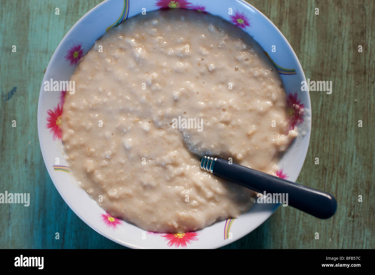 Porridge hi-res stock photography and images - Alamy