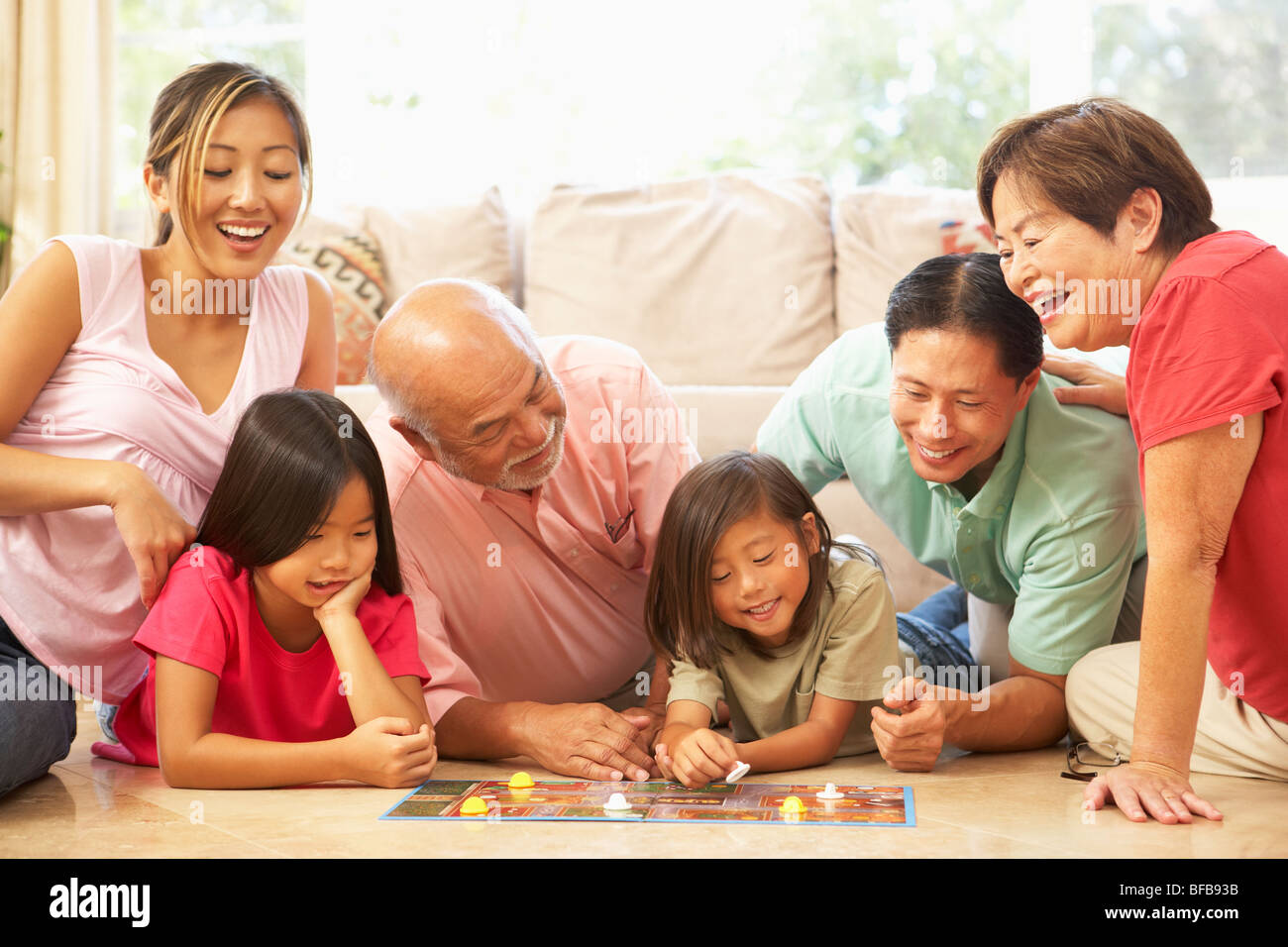 Chinese extended family hi-res stock photography and images - Alamy