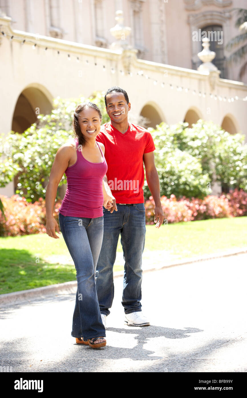 Walking the city hi-res stock photography and images - Alamy
