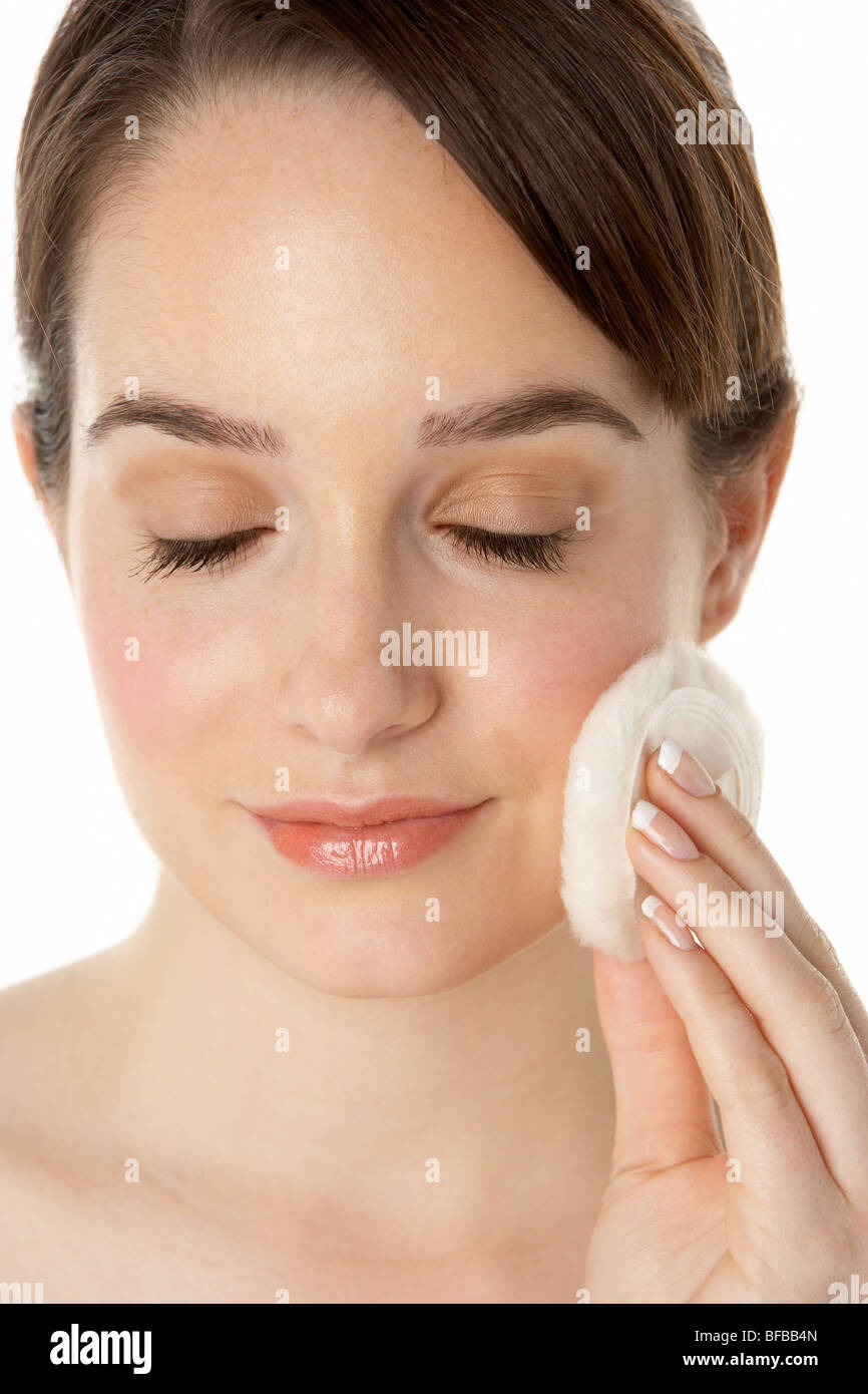 Teenage Girl Applying Make Up Stock Photo - Alamy