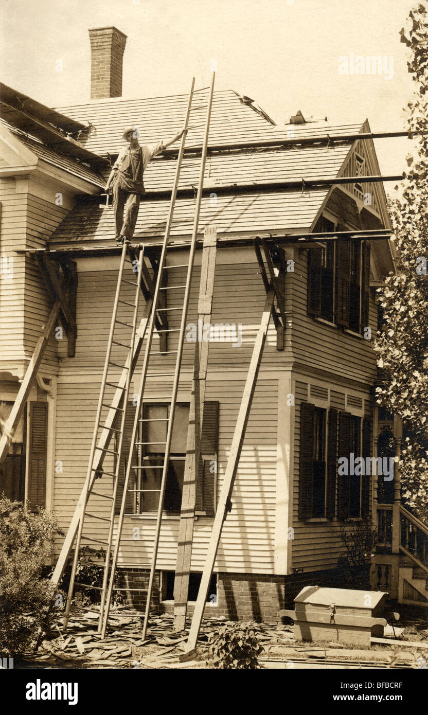 Victorian worker hi-res stock photography and images - Alamy