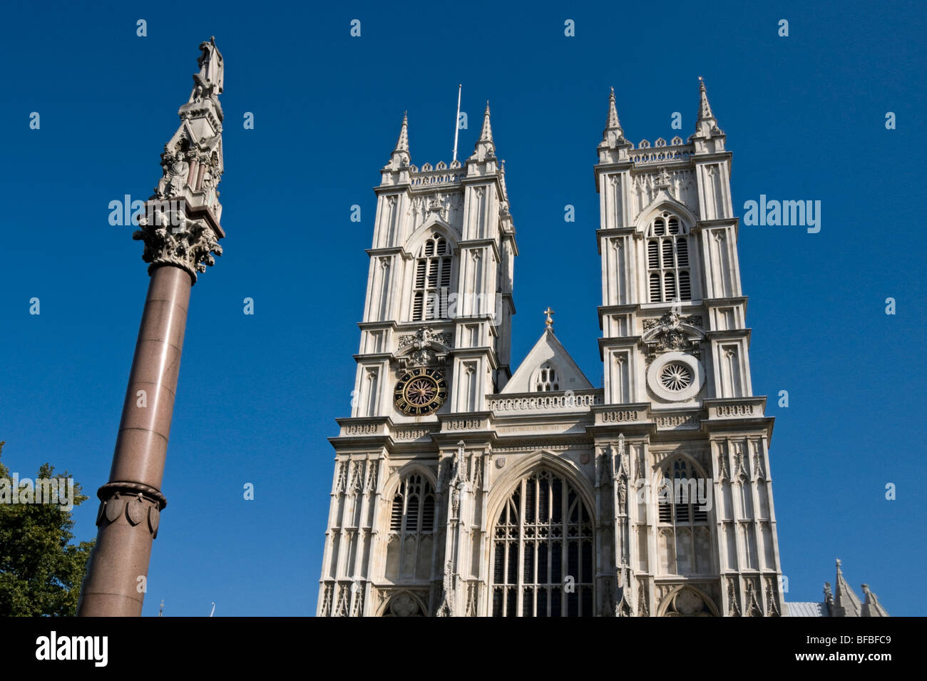 West towers of Westminster Abbey, London Stock Photo - Alamy