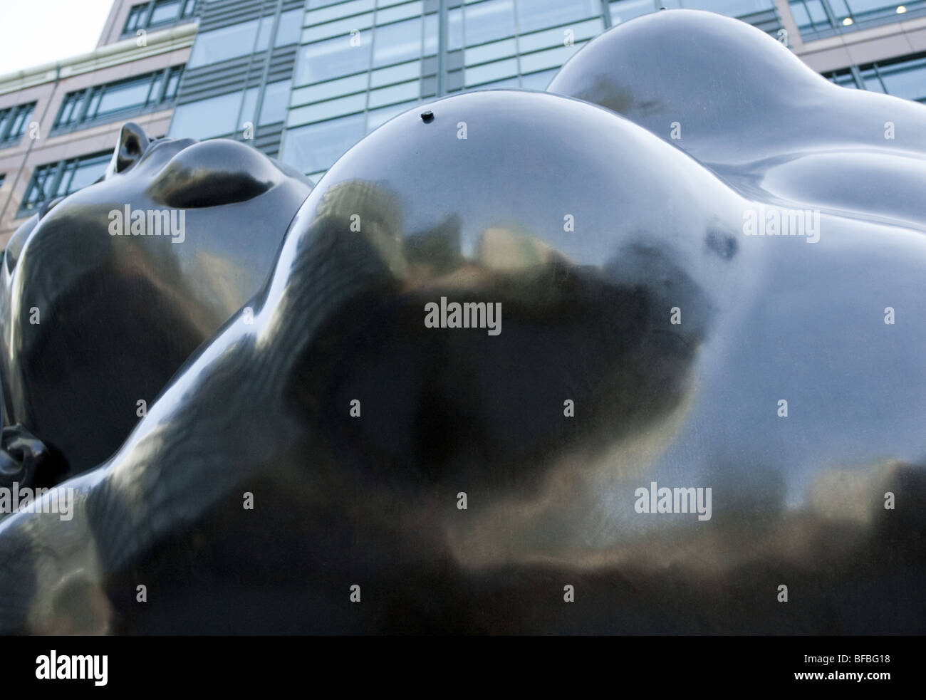 Close up aspect of the Broadgate Venus in the City of London, a fine ...