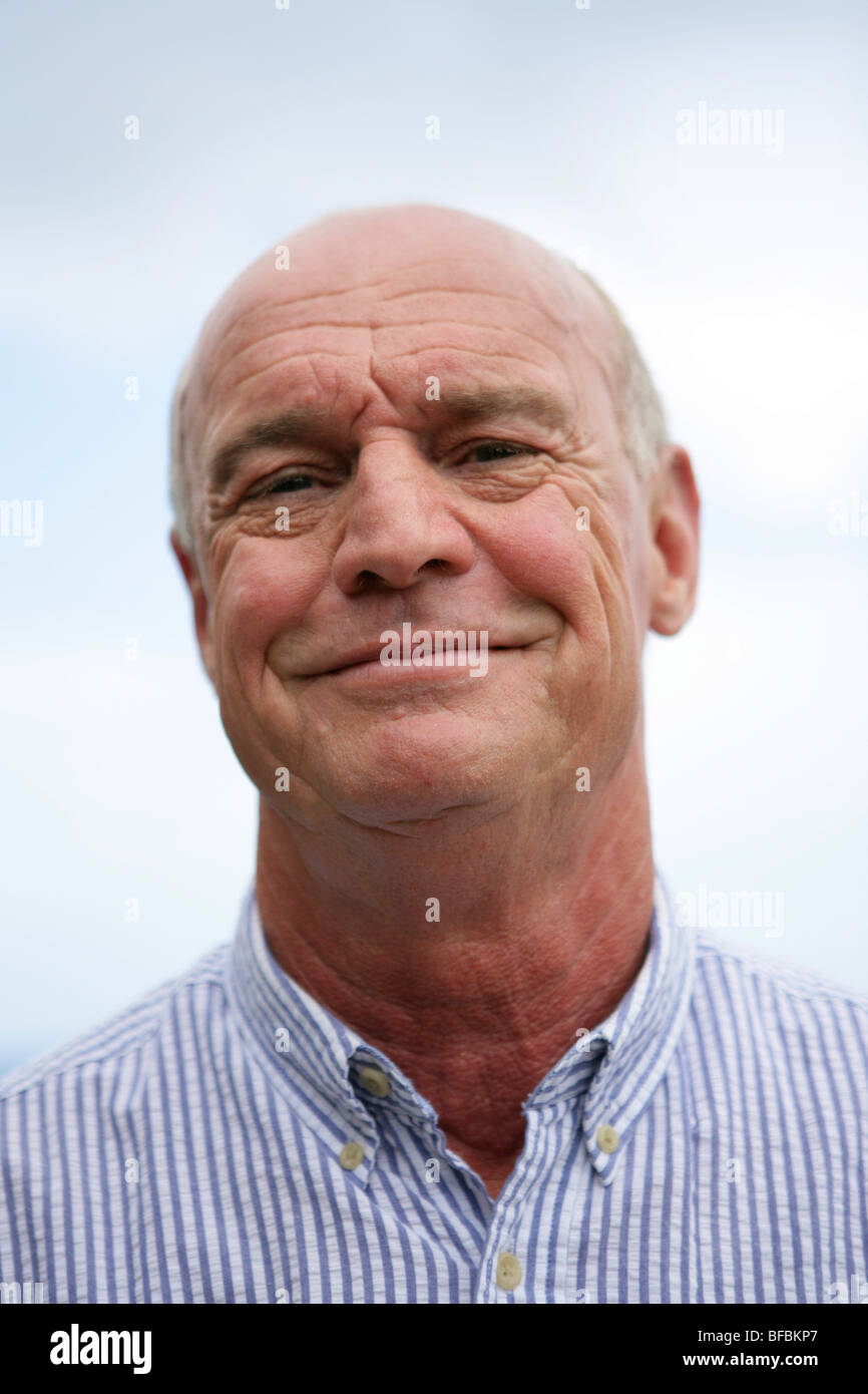 Old man outdoors Stock Photo - Alamy