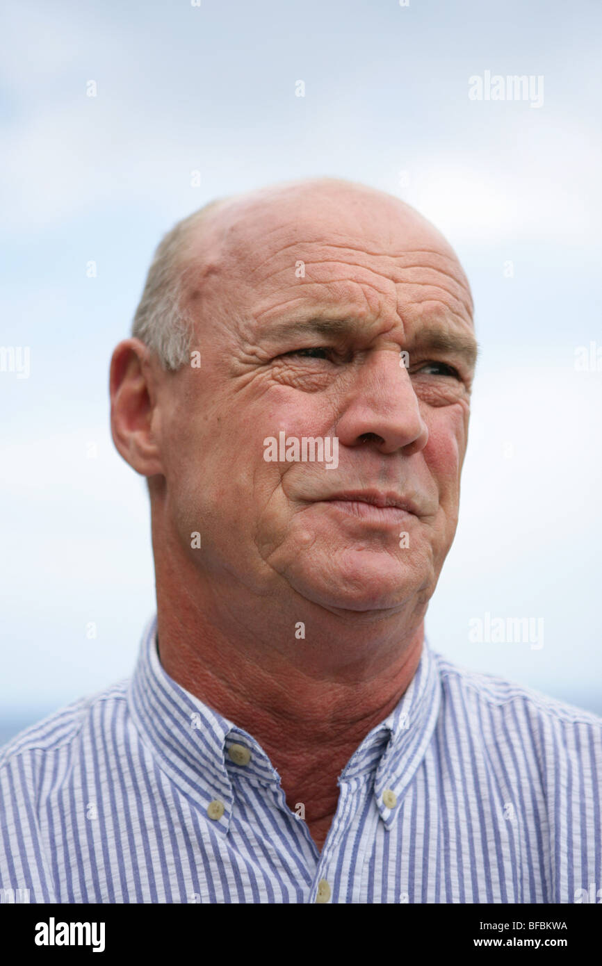 Disapproving man hi-res stock photography and images - Alamy