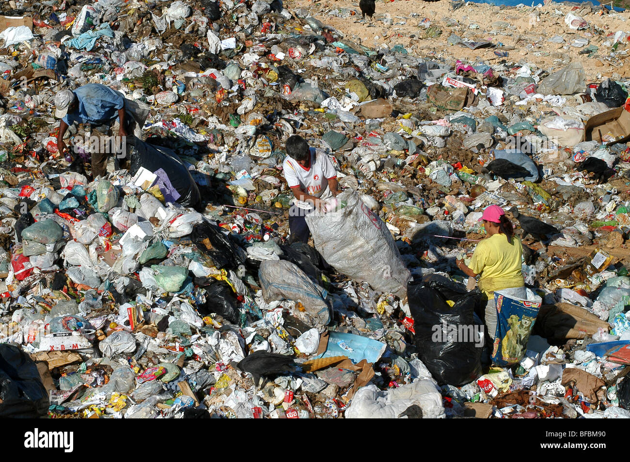 Garbage deposit hi-res stock photography and images - Alamy