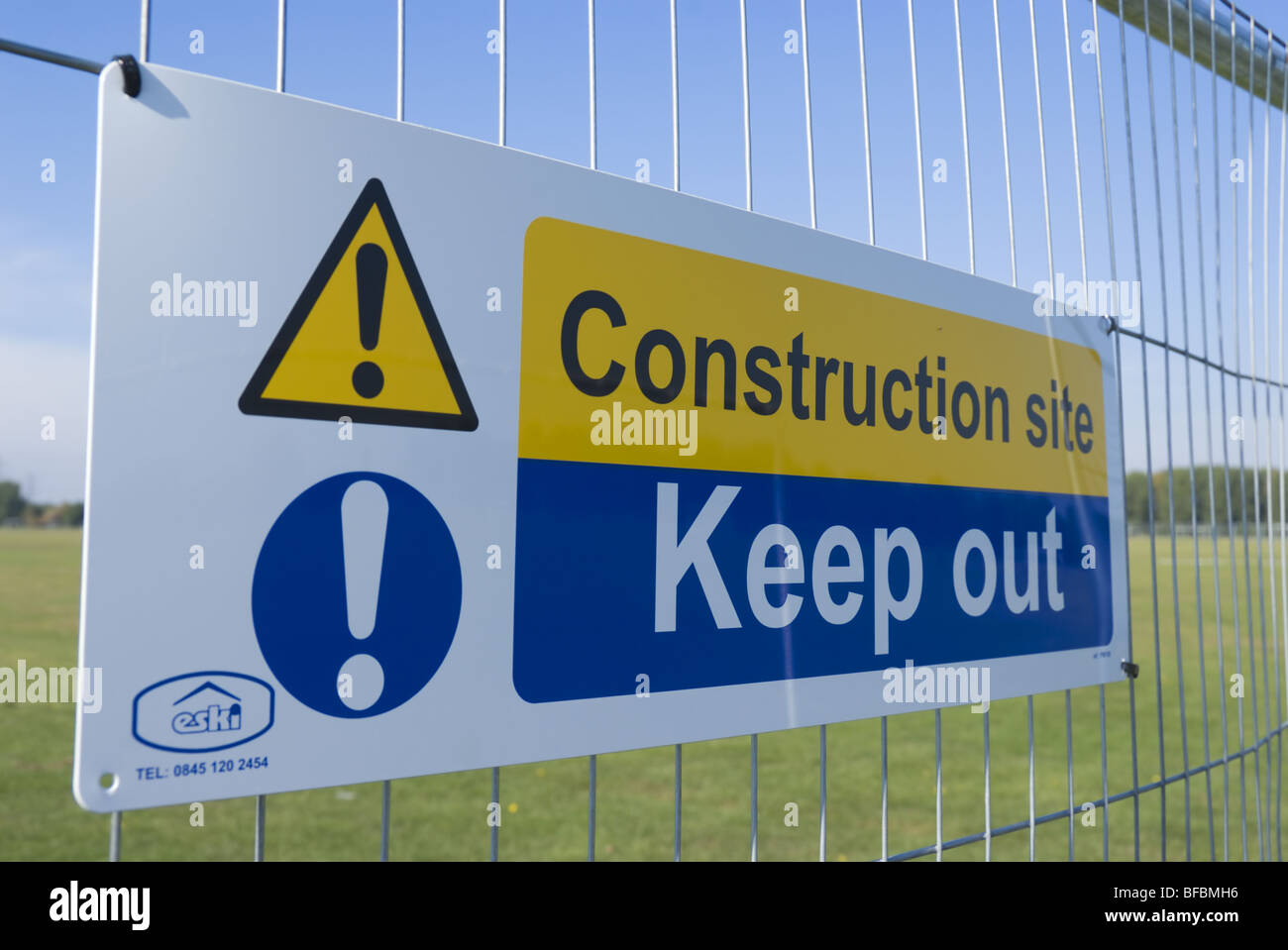 Construction site sign hi-res stock photography and images - Alamy