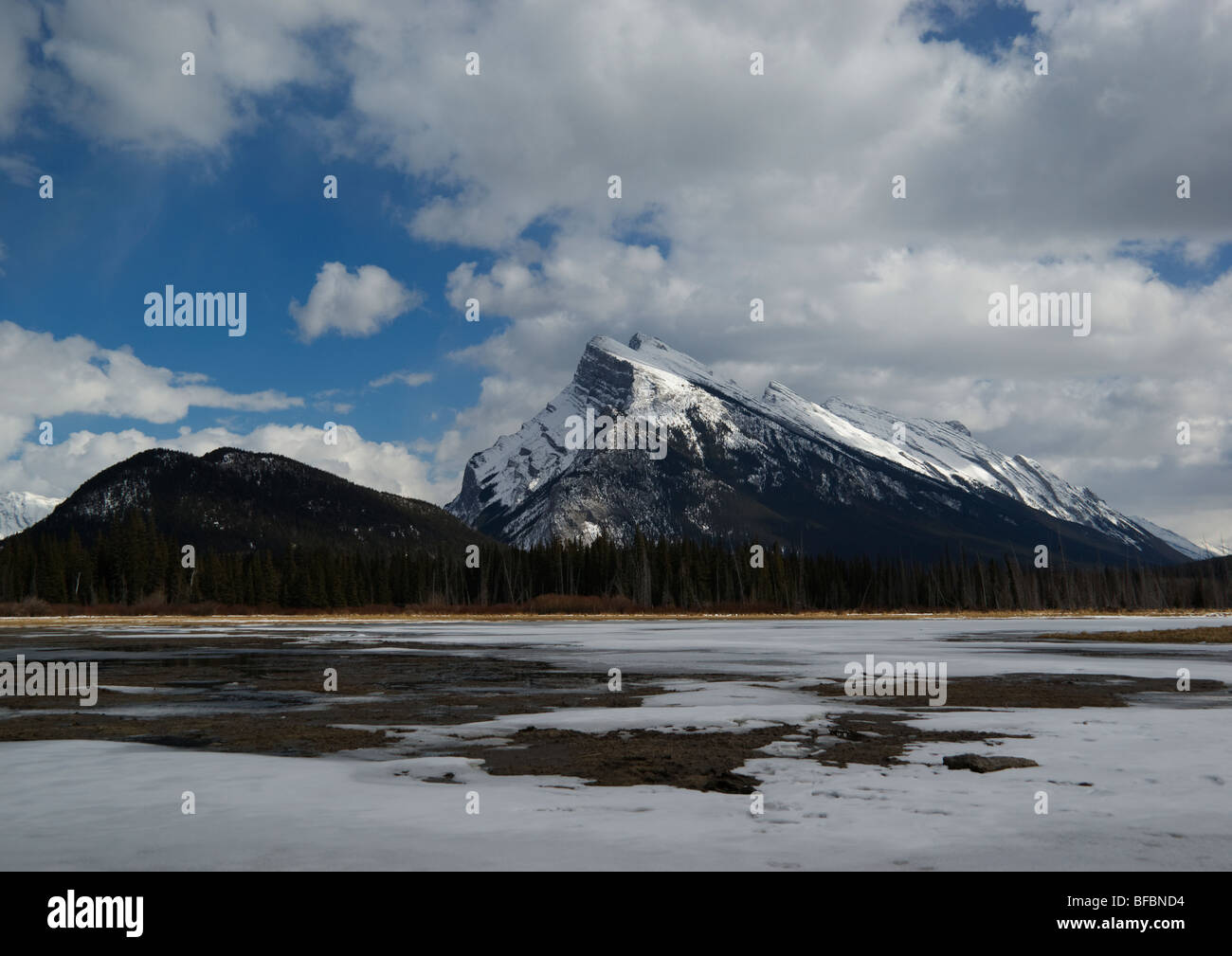 Winter view of Mount Rundle Banff national Park Stock Photo - Alamy
