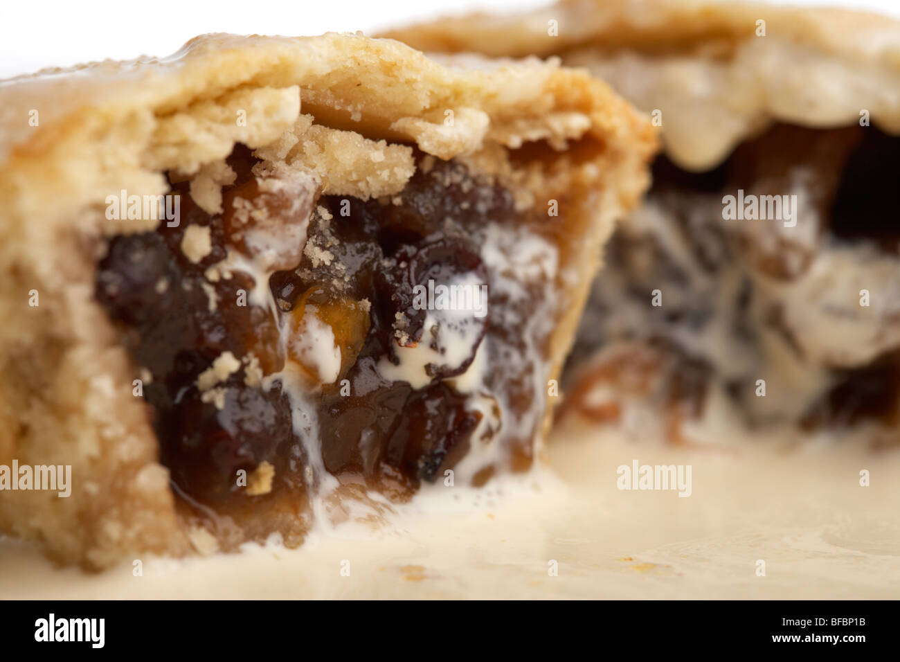 Mince pie hi-res stock photography and images - Alamy