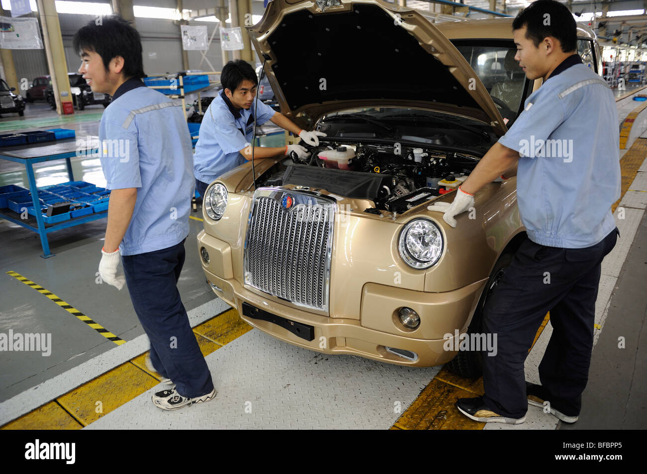 Geely car hi-res stock photography and images - Alamy