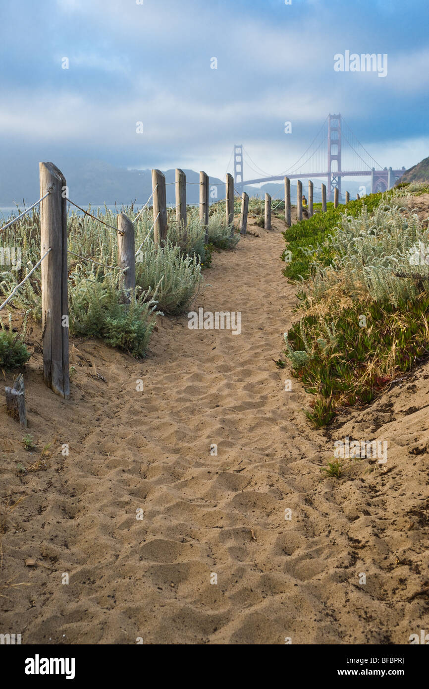Golden gate bridge beach path hi-res stock photography and images - Alamy