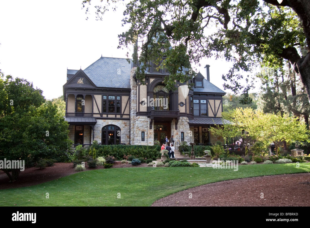 Beringer Mansion at the Beringer Winery in the Napa Valley of ...
