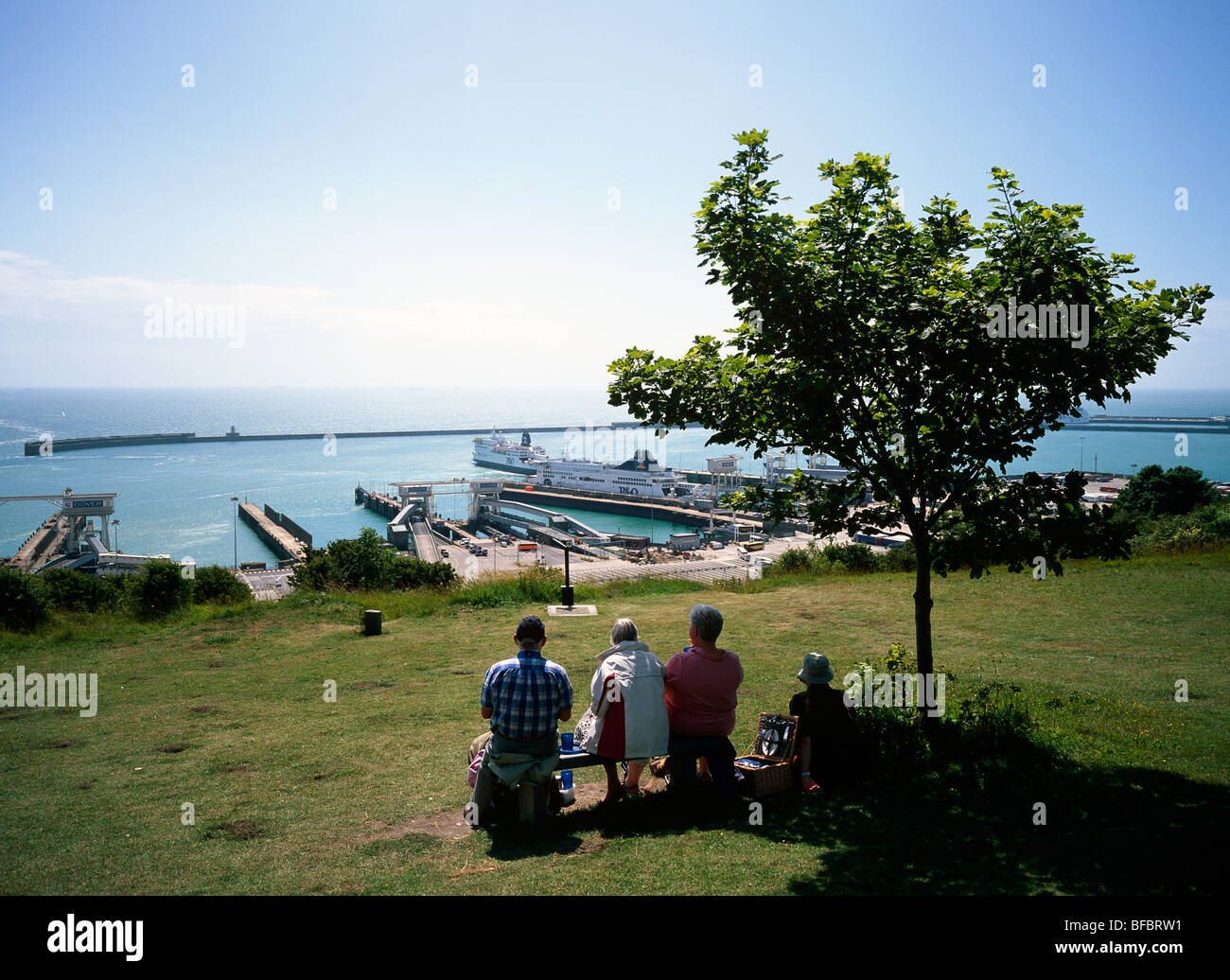 Dover sea people boat hi-res stock photography and images - Alamy