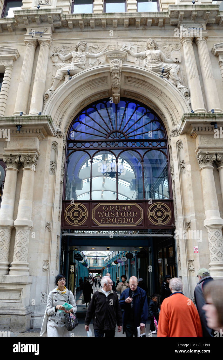 Western arcade hi-res stock photography and images - Alamy