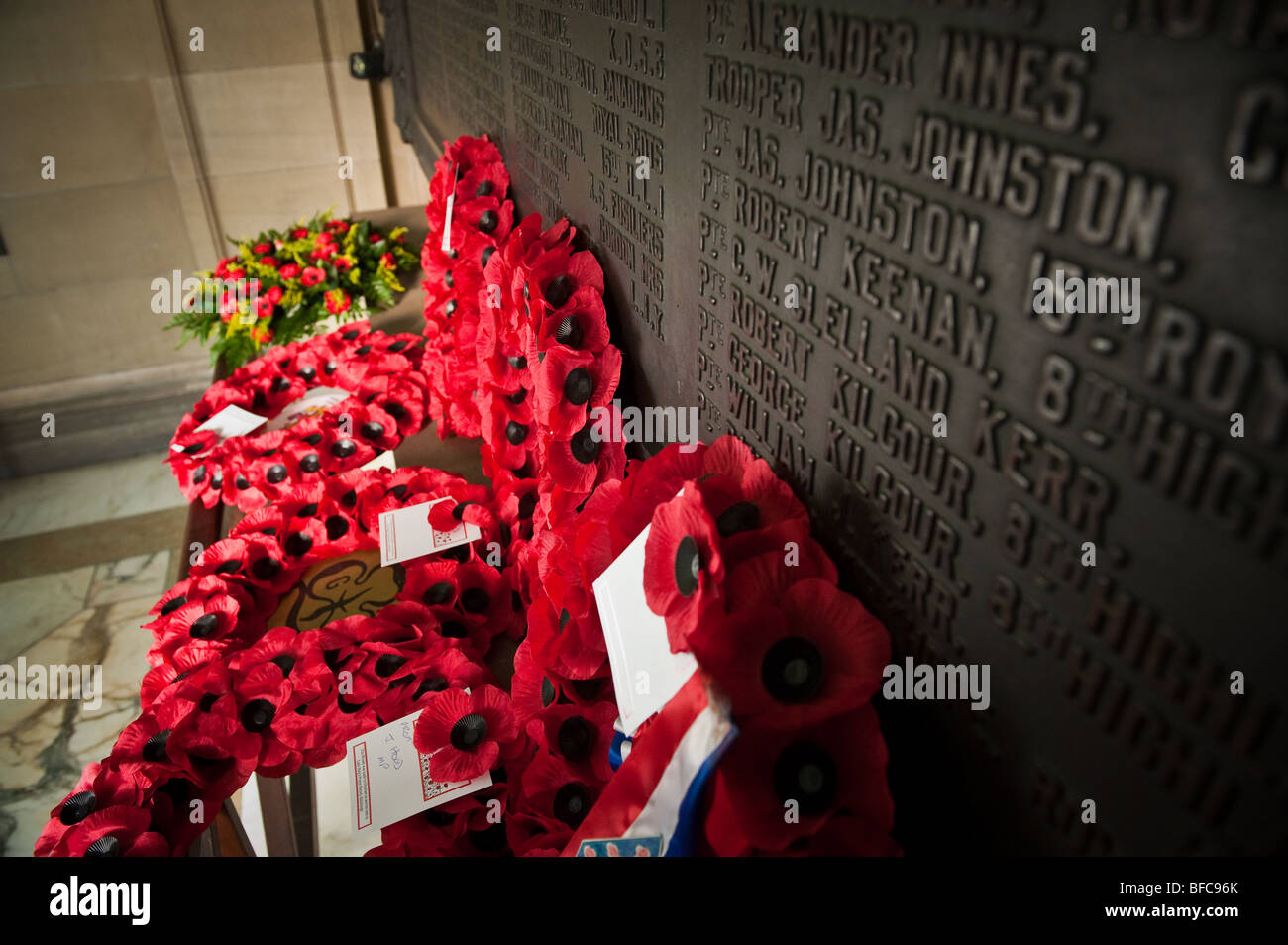 Poppy Wreaths on Remembrance Sunday Stock Photo - Alamy