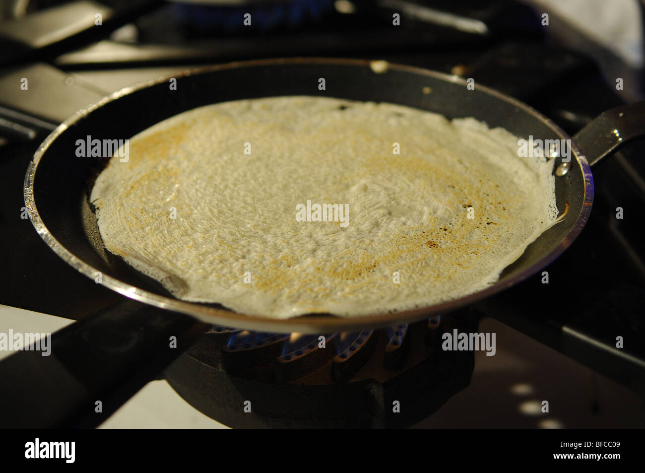 Pan Cooking On A Gas Stove High Resolution Stock Photography and Images ...