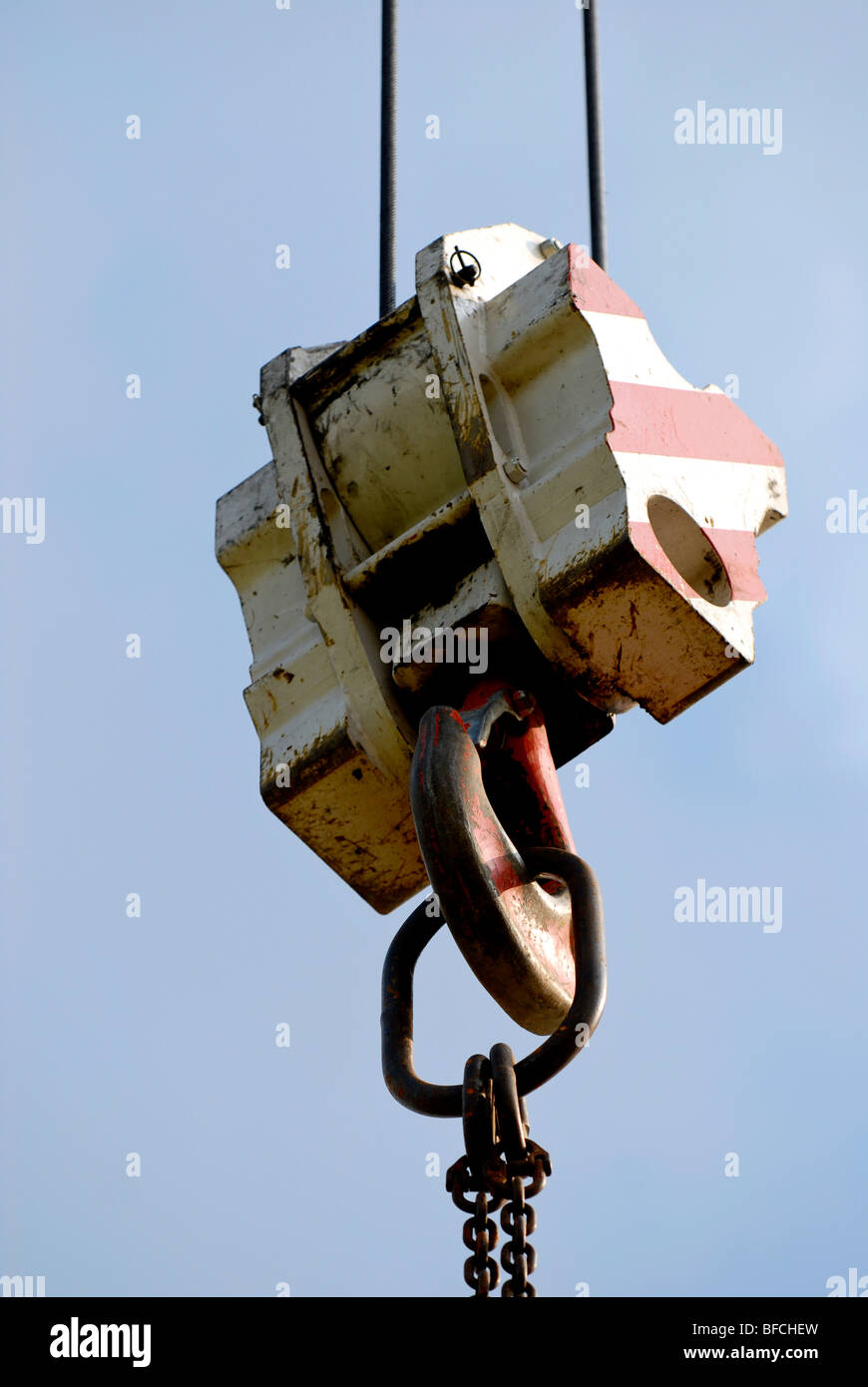 Crane snap hi-res stock photography and images - Alamy