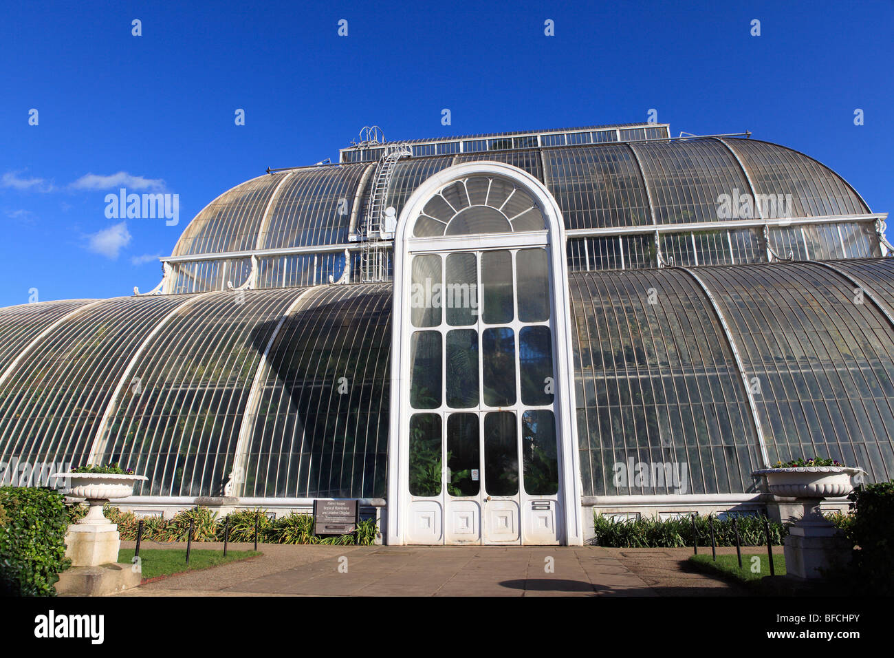 united kingdom west london kew gardens the temperate house Stock Photo ...