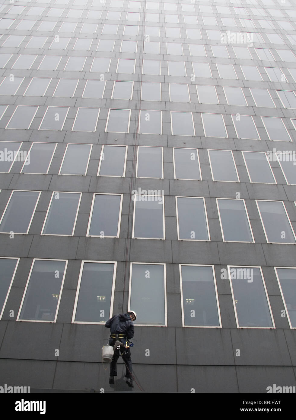 City tower block hi-res stock photography and images - Alamy