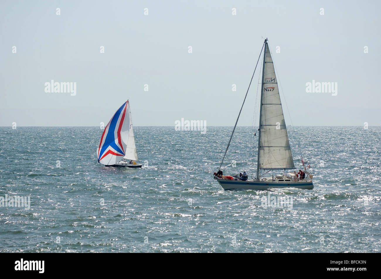 Two sailboats hi-res stock photography and images - Alamy