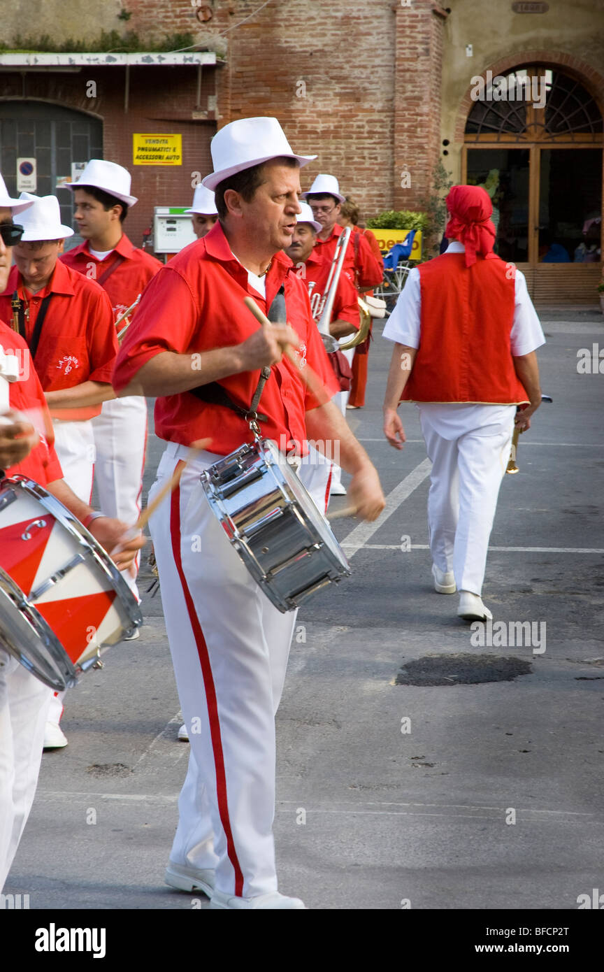 Italian marching music hi-res stock photography and images - Alamy
