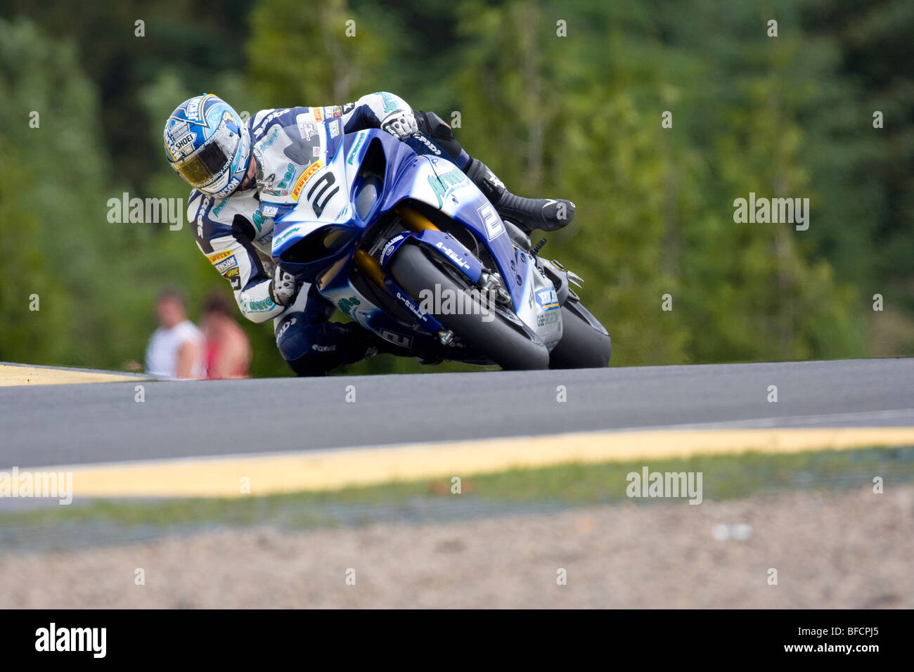 Leon Camier - Team Airwaves Yamaha YZF-R1 - British Superbike ...