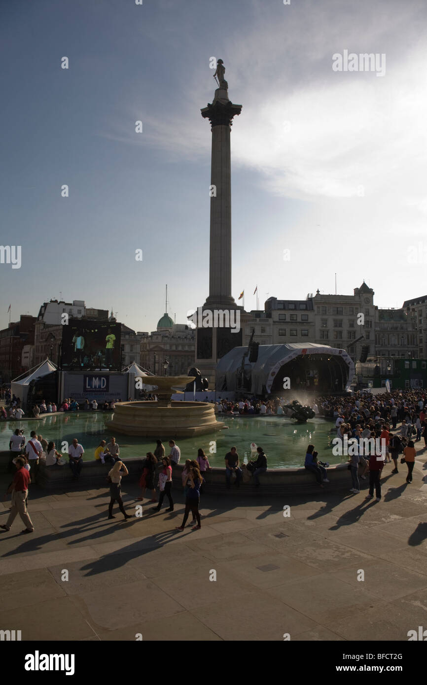 Trafalgar square statue hi-res stock photography and images - Alamy