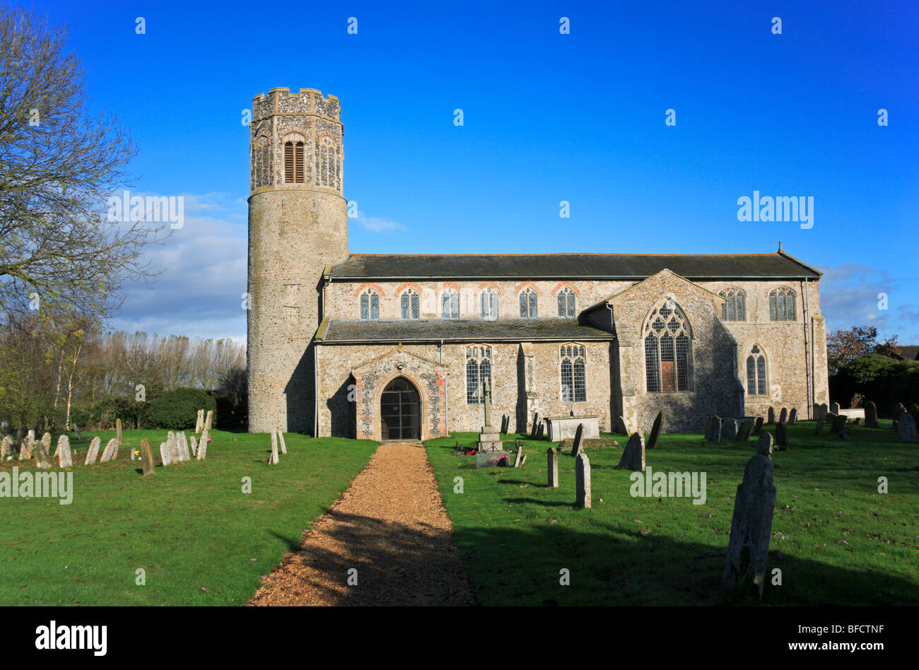 Bedingham church hi-res stock photography and images - Alamy