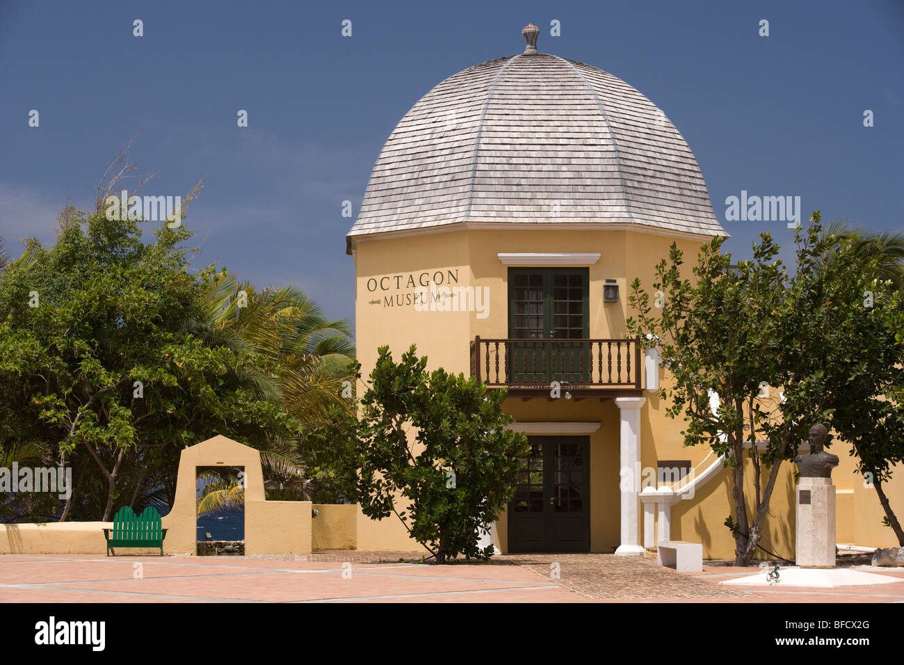 Curacao museum hi-res stock photography and images - Alamy