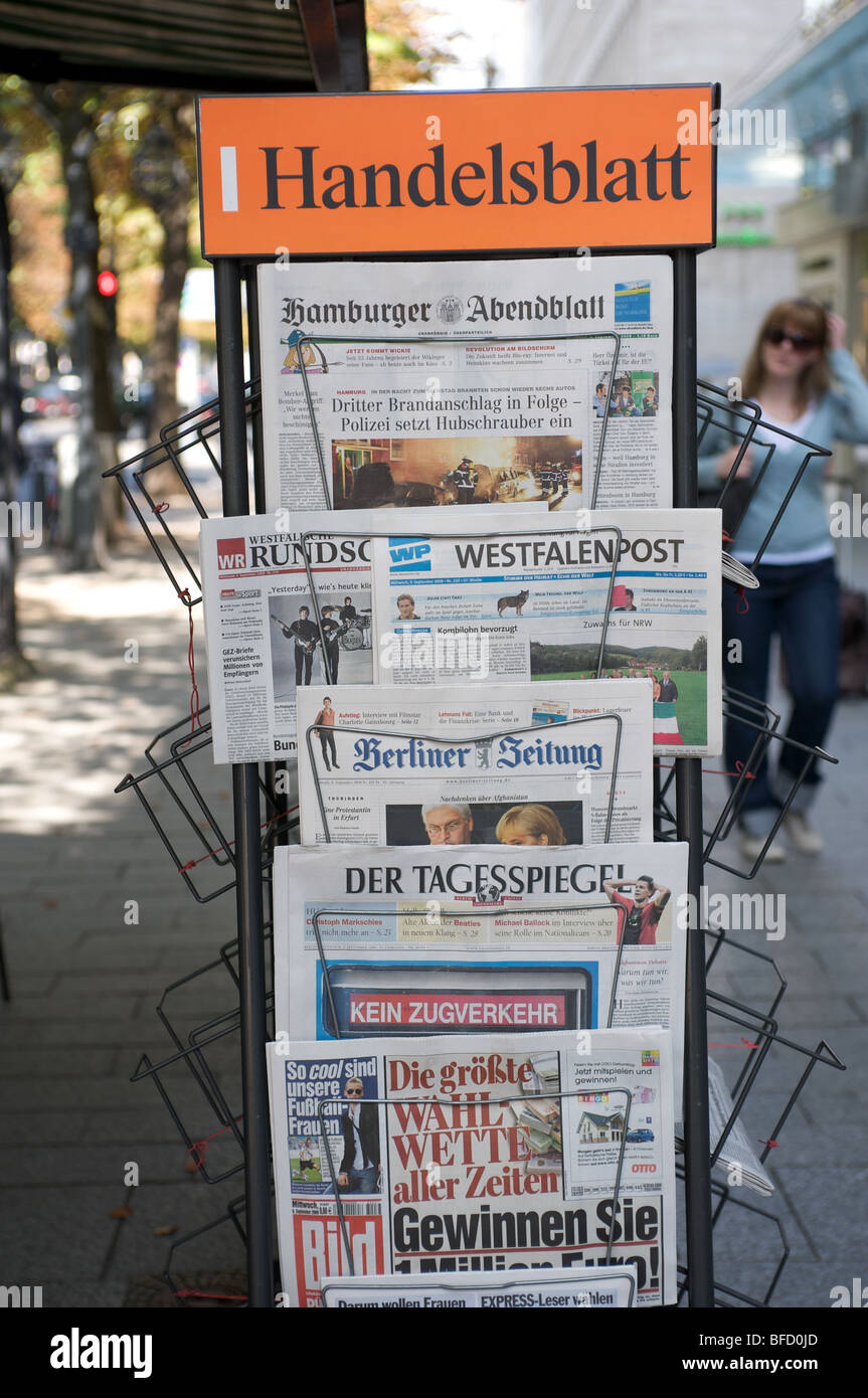 German Newspapers Stock Photos & German Newspapers Stock Images - Alamy
