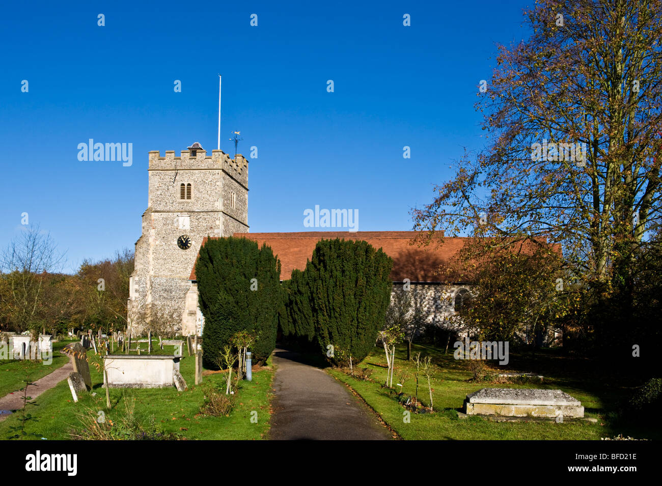 Holy Trinity Church Parish Church Cookham Berkshire UK Stock Photo - Alamy